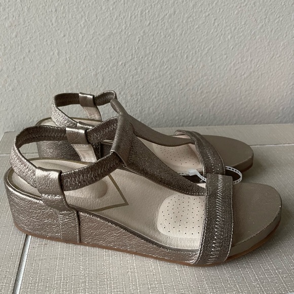 Katherine Kelly | Shoes | Metallic Wedge Shoes Nwt | Poshmark